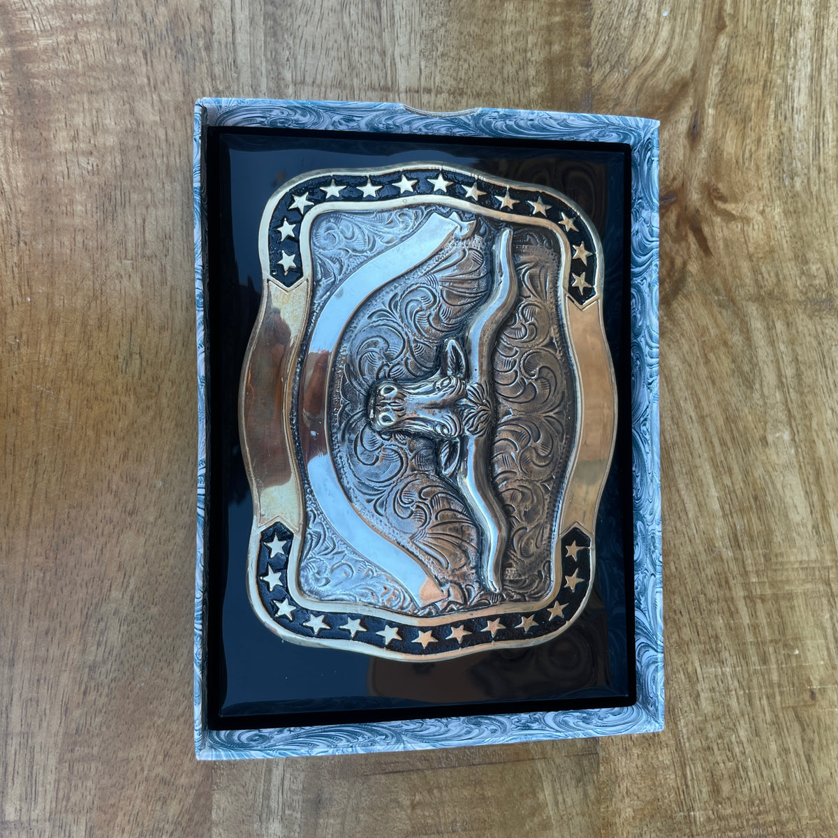 Men’s Crumbine Bull Buckle – Moreno's Wear