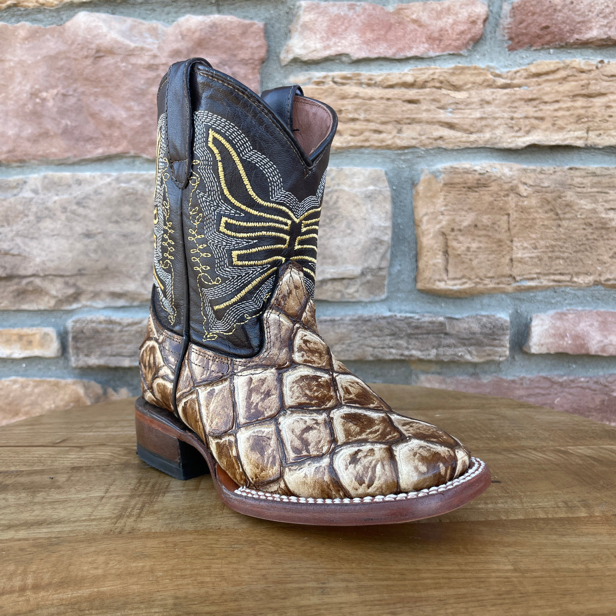 Boy’s Tanner Mark Orynx Fish Print Boots – Moreno's Wear